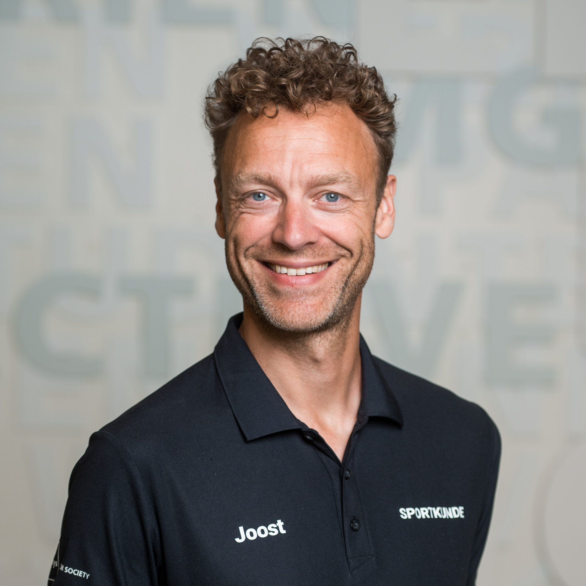 Onderzoeksbio Joost Oomen - Een Leven Lang Bewegen